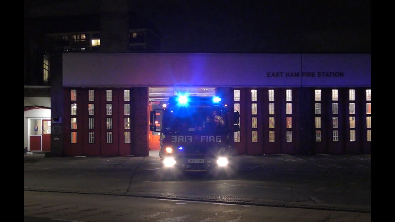 London Fire Brigade- East Ham FRU(57reg Mk2 Atego) Turnout December ...