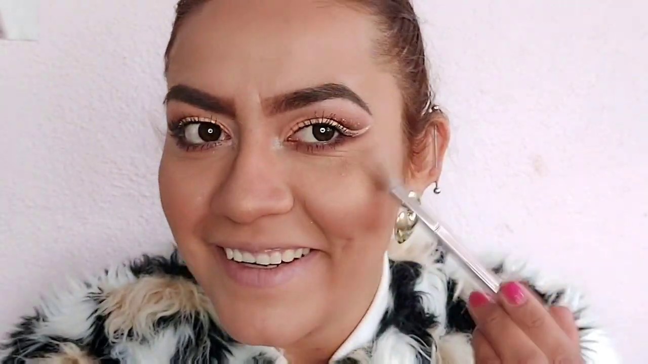 Maquillaje con labios cafés! - YouTube