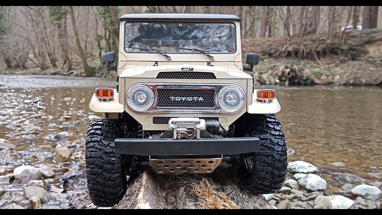 RC 1/10, Toyota Land Cruiser FJ40 (RC4WD), CFX (MST) - 03 / Beside the ...