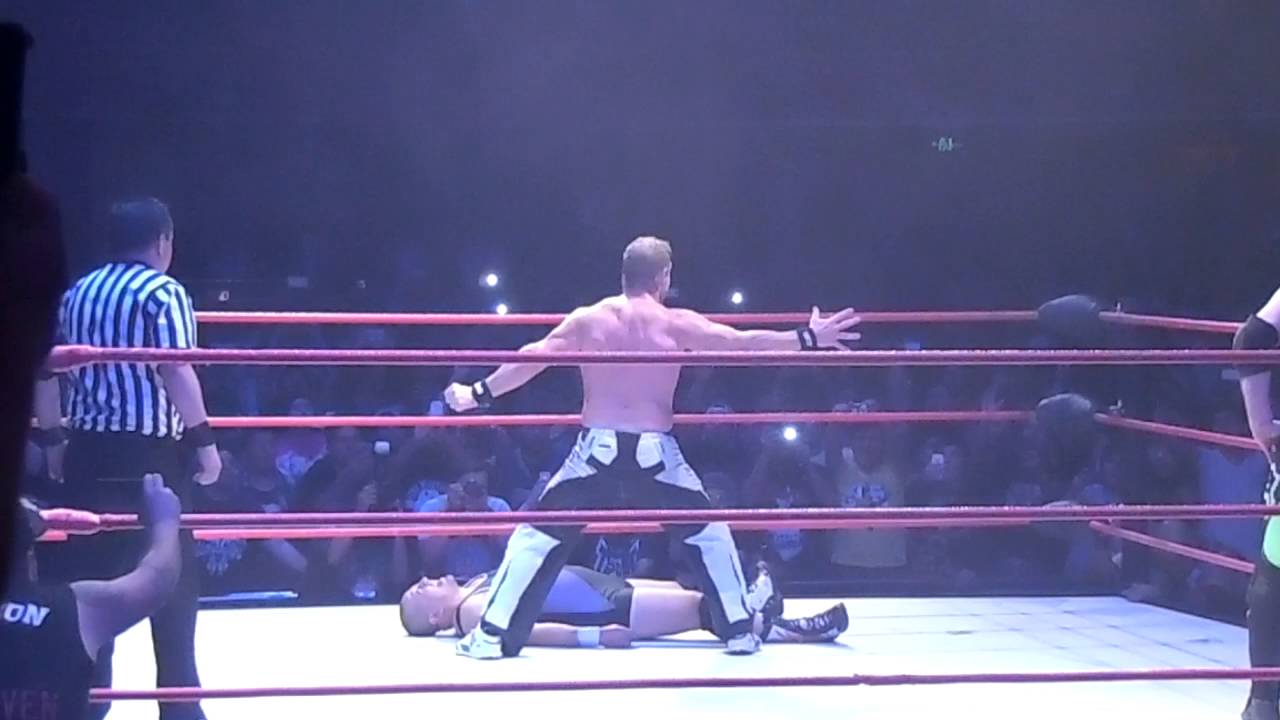 Scotty 2 Hotty - The Worm ("El Gusanito") - YouTube