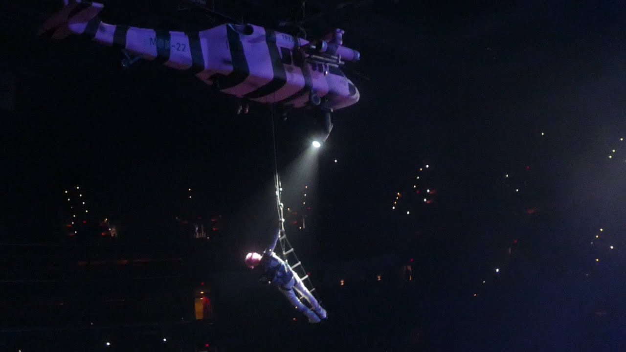 "born with horns (Hanging from Helicopter)" Machine Gun Kelly ...