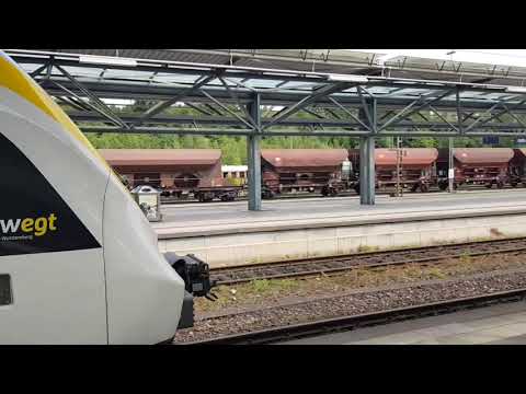 Ankunft und Abfahrt RB 17655 nach Stuttgart Hbf in Rottweil