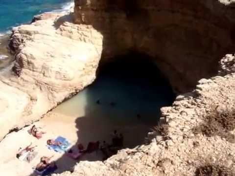 ΚΟΥΦΟΝΗΣΙ ΠΙΣΙΝΑ/ΠΛΑΖ ΜΕΣΑ ΣΕ ΣΠΗΛΙΑ - YouTube