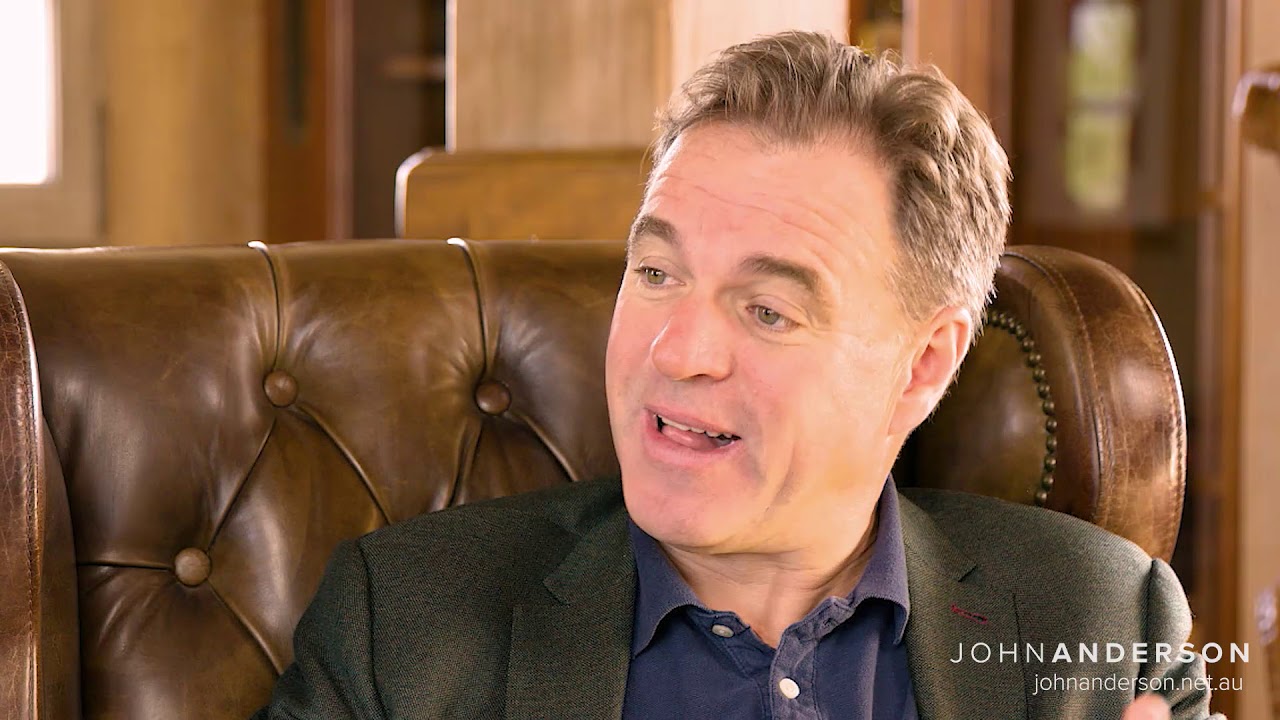 Cold War II, Climate Change, and Brexit | Niall Ferguson - YouTube