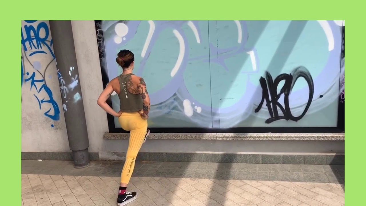 KNIGHT STRETCH ON BOX - YouTube