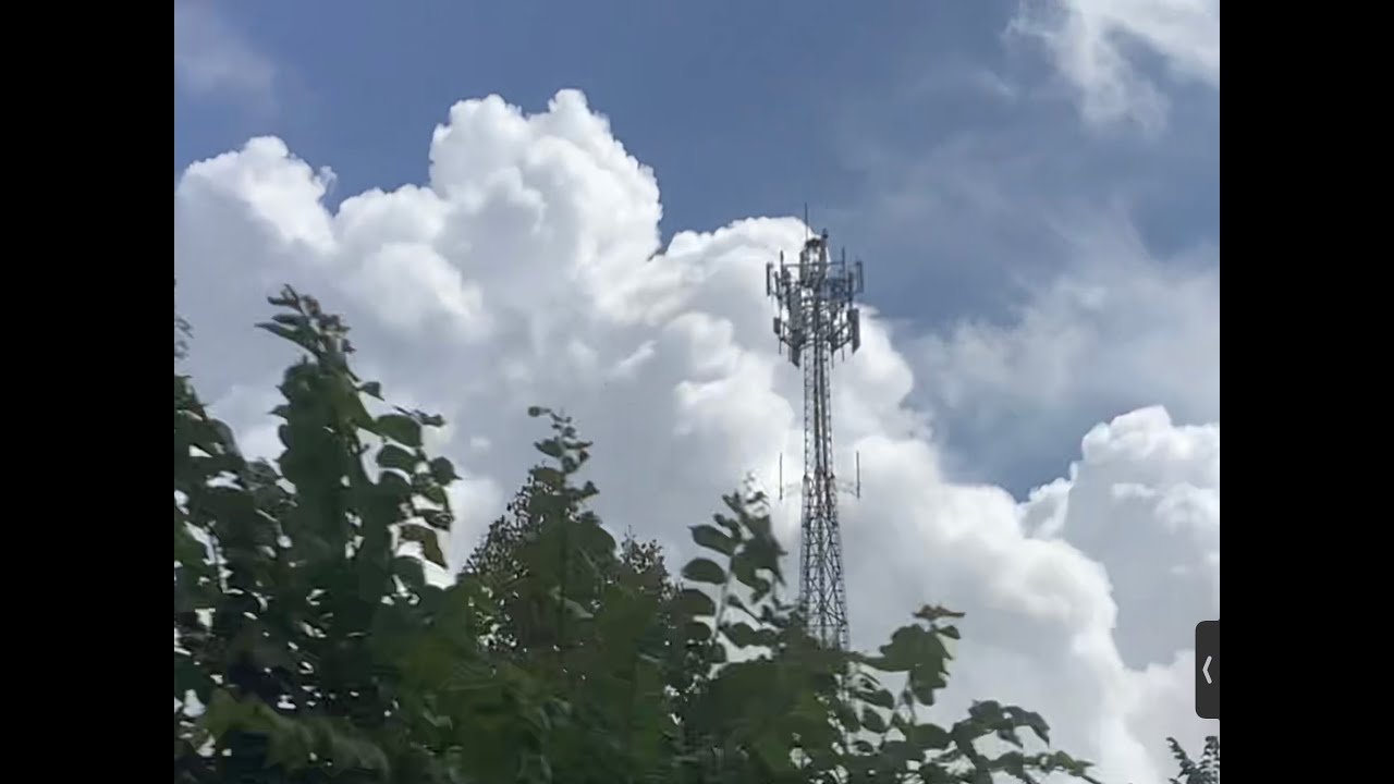 Tower on Highway 80 near Brookville, Pennsylvania with dual Dialight ...