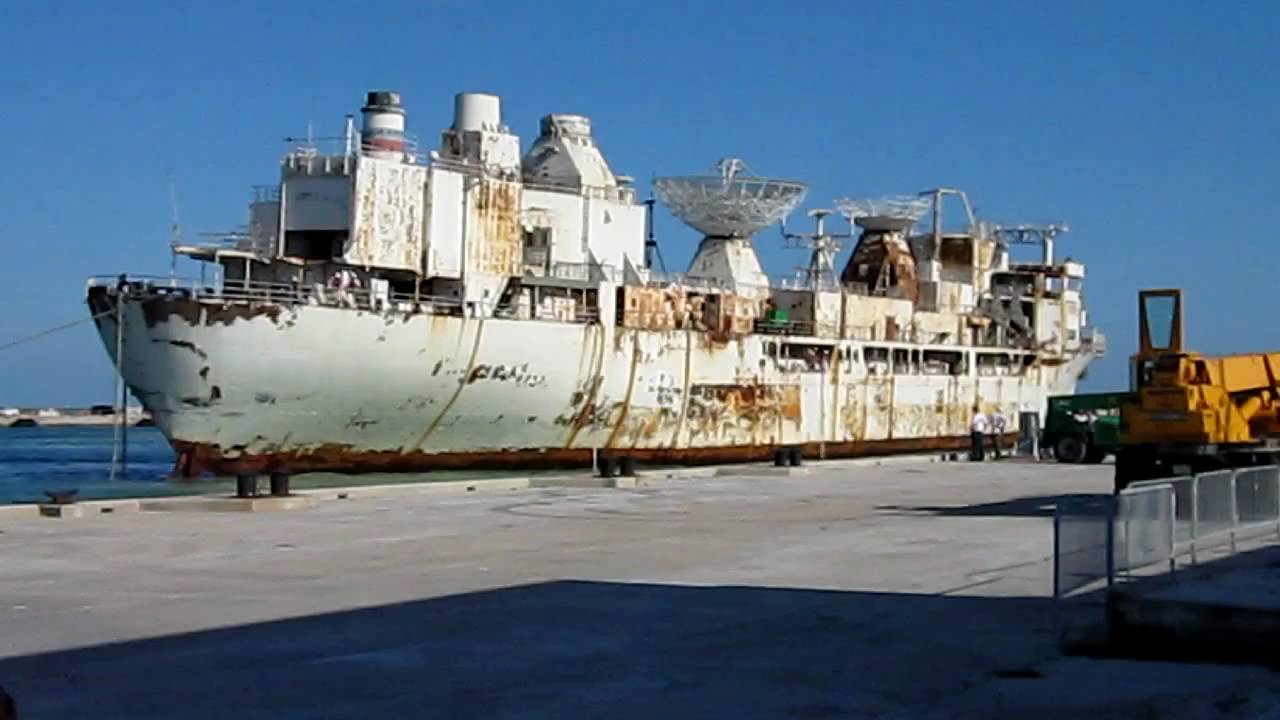 USS Gen Hoyt S Vandenberg arrives in Key West filmed by Damian James ...