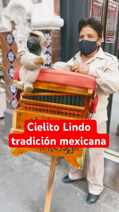 Cielito Lindo con Cilindrera en Puebla - YouTube