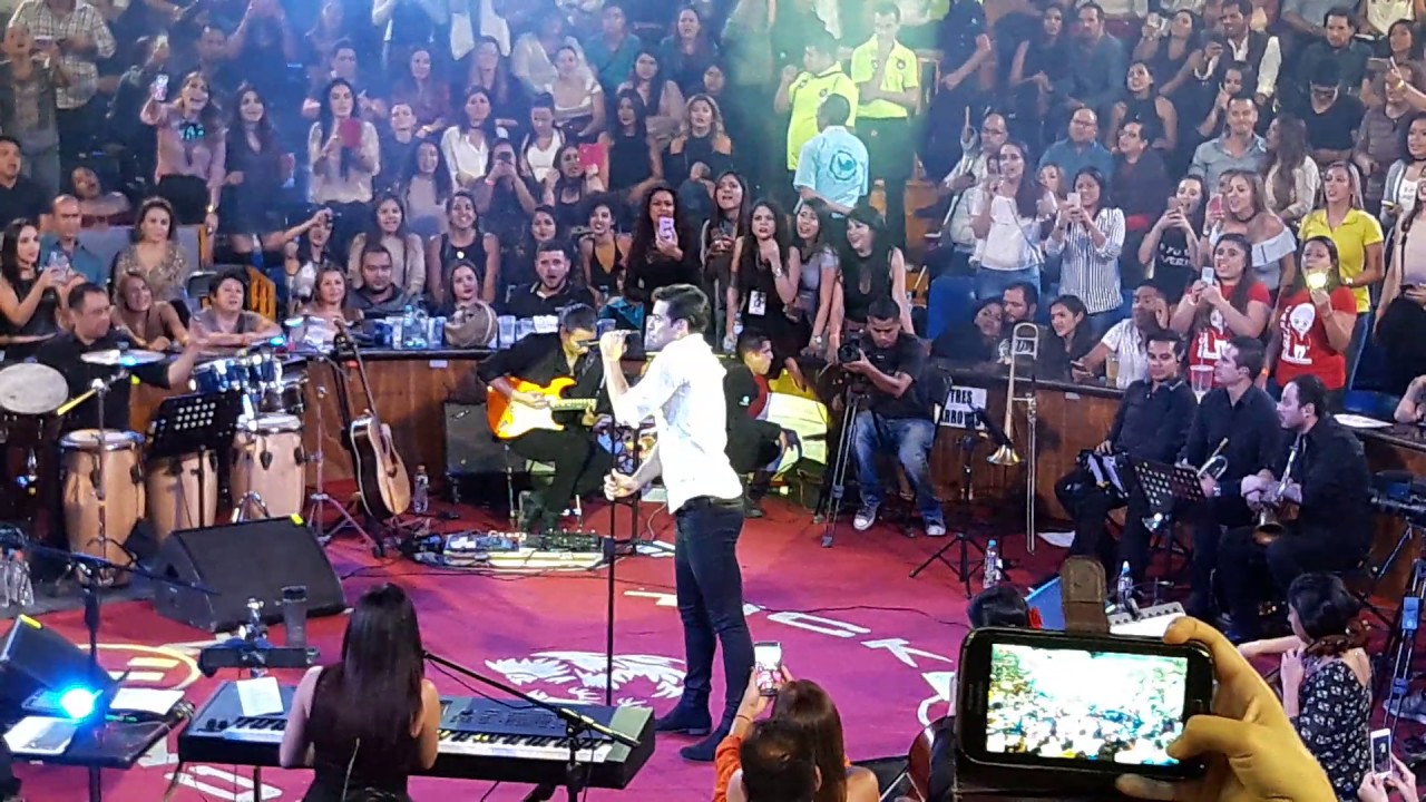 Otras Vidas - Carlos Rivera - YouTube