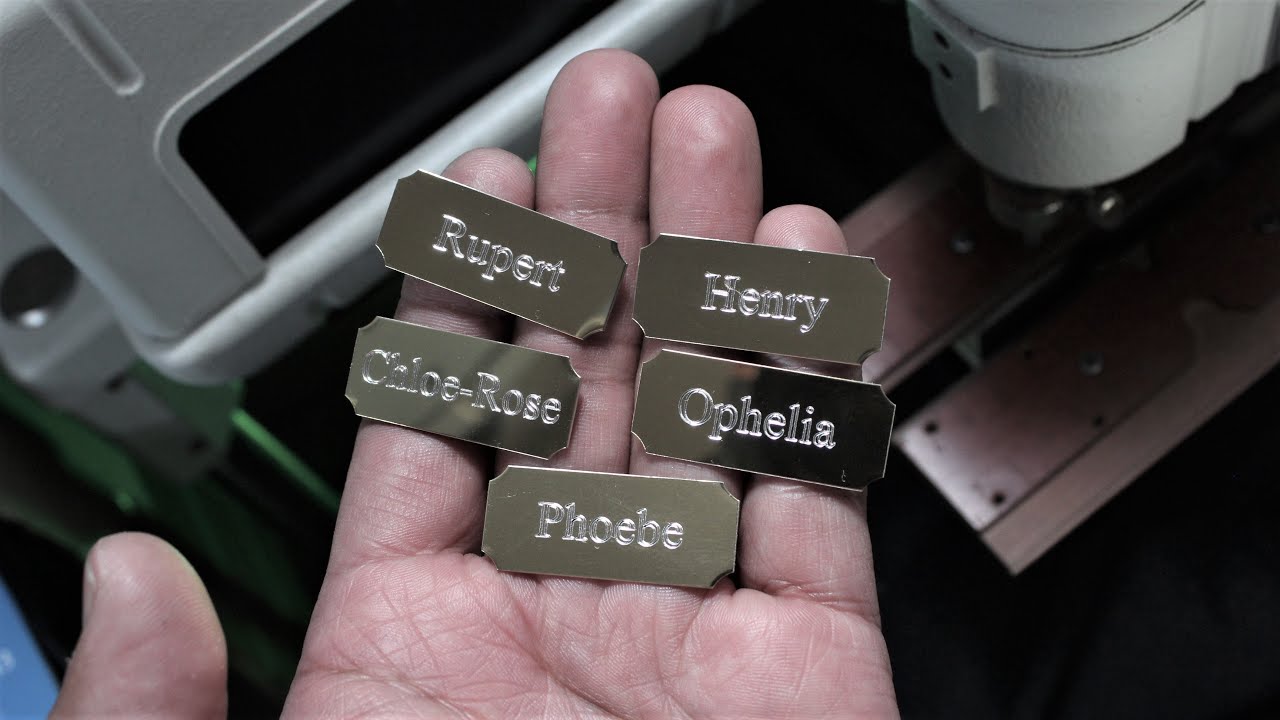 Custom Engraving 5 x Gold Plates Engraved with Names - YouTube