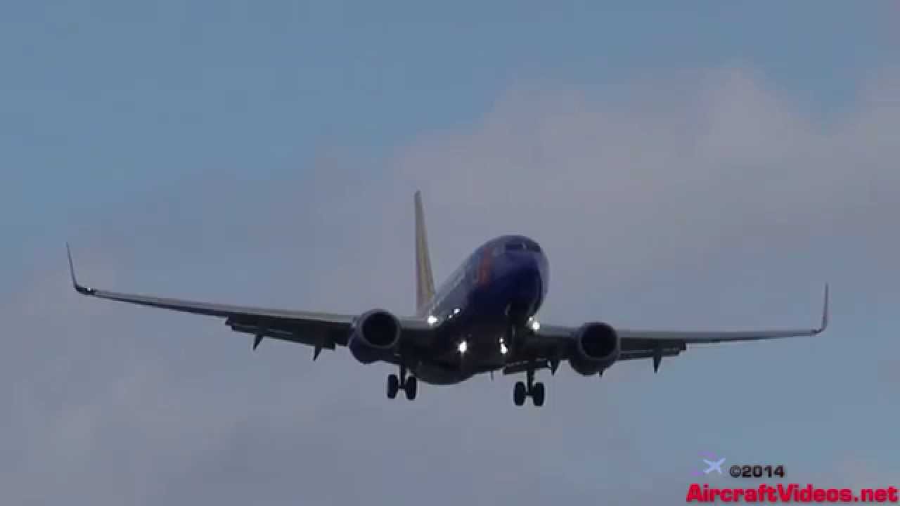 Southwest Airlines "Beats Music" 737-7H4 [N909WN] - YouTube