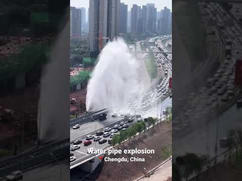 Water pipe explosion on the side of the road - YouTube