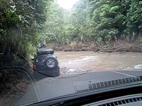 Grand Cherokee - Los 32 Pasos del Rio Tuy - Venezuela - YouTube