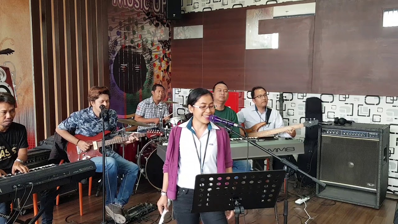 Lea (Toto Cover) ~ Finale 2019 Jam Session with The After Hours - YouTube