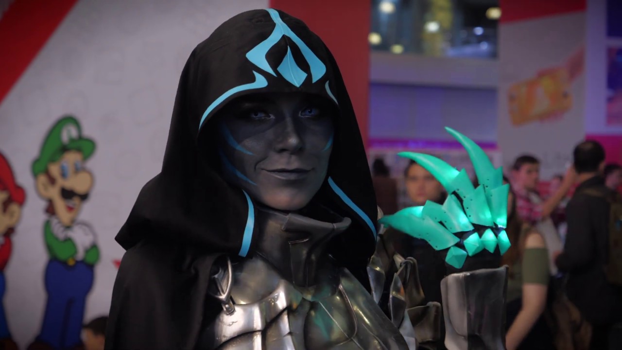 Age of Magic: Azariel Cosplay - YouTube