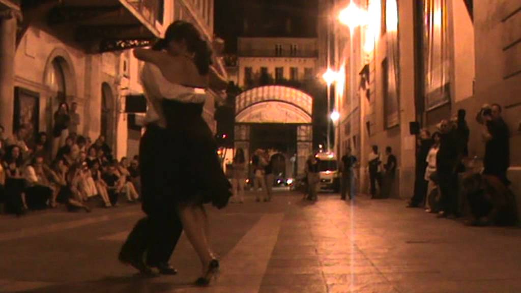 Valérie Lafore Thomas Poucet Tango Rue du Tango 010711 - YouTube