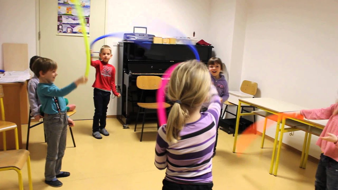 Singing tubes - activity for music education for children - YouTube