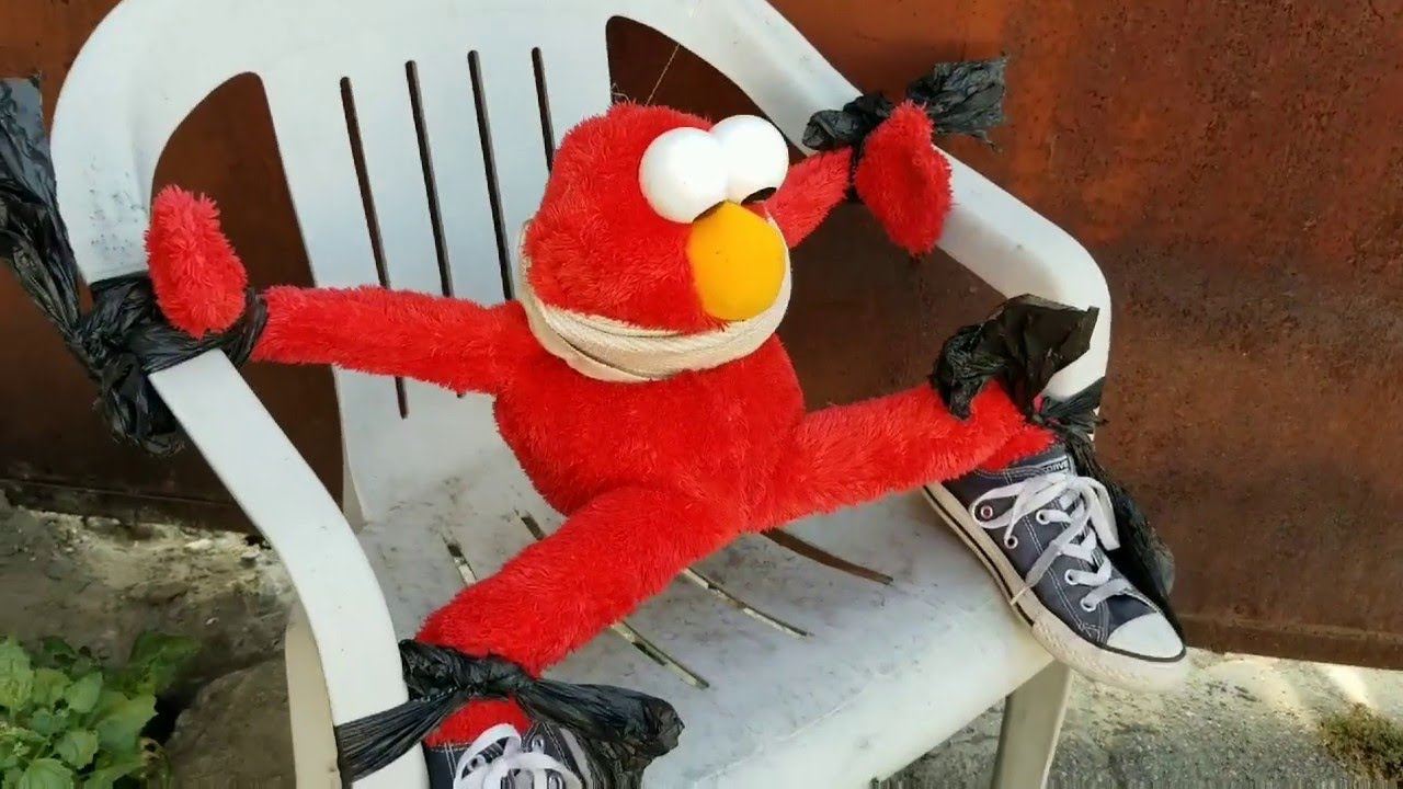 HAVOC Prison Guards Try to Steal Elmo! - YouTube