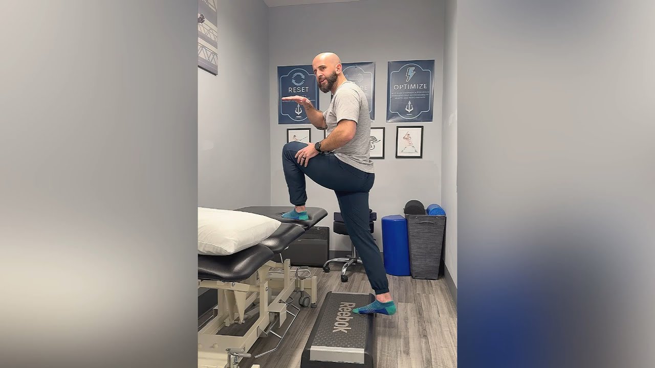Unilateral Heel Raise w/Anti Supination Bias - YouTube