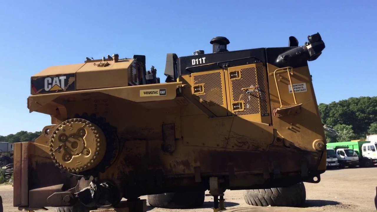 Cat D11T - YouTube