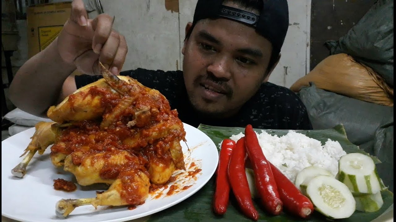 MUKBANG 1 EKOR AYAM MANDI CABE+LALAP CABE(MUKBANGNYA ANAK RANTAU) - YouTube