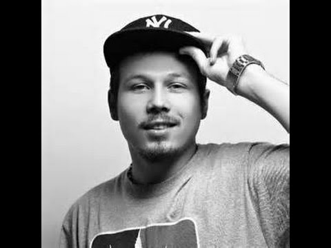 GROGİ-KAFAMIZI YAP (Lyrics)