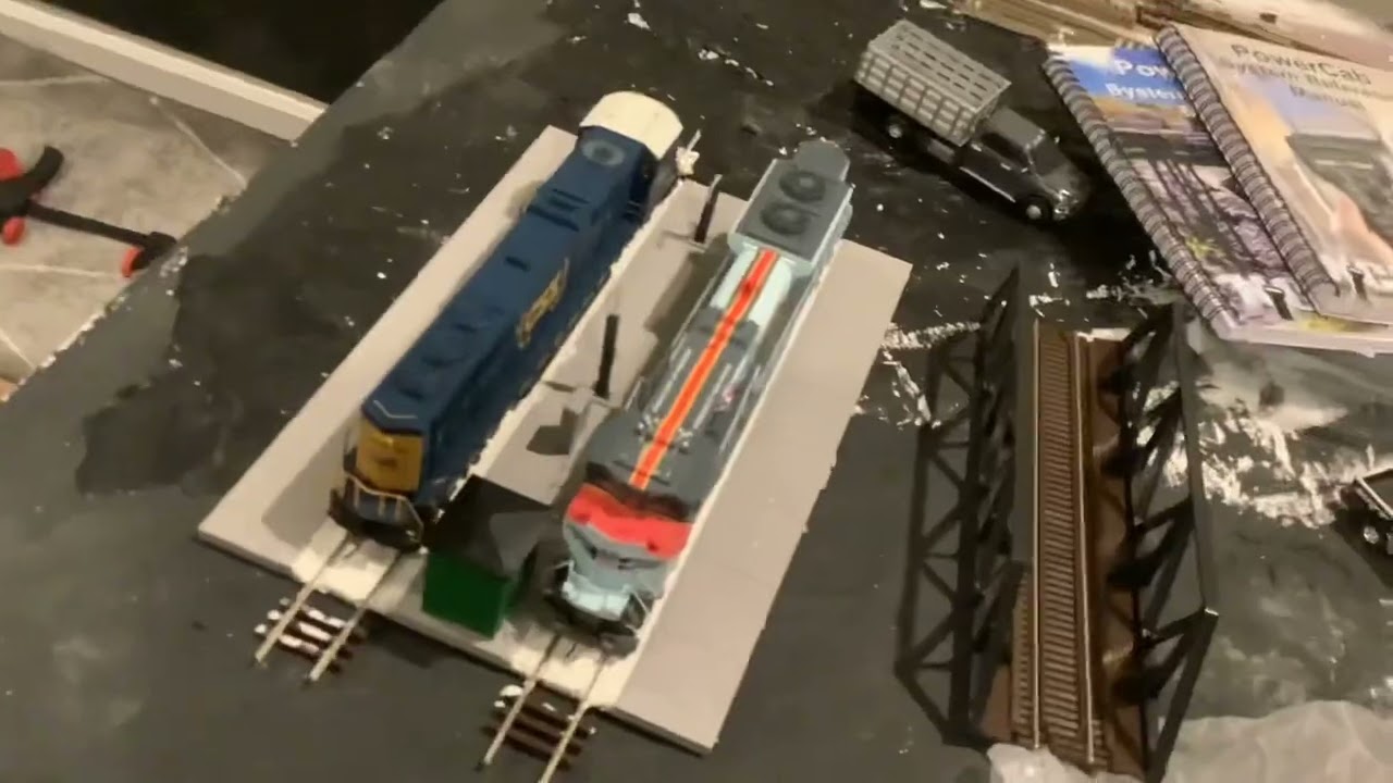 Review of the walthers diesel fueling facility - YouTube