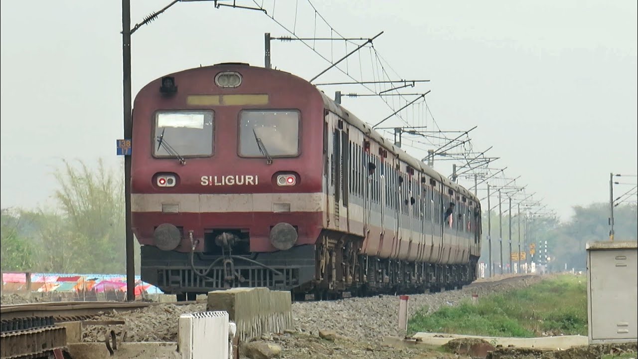 AGGRESSIVE DIESEL DEMU || 100 KMPH DIESEL DEMU IN KATIHAR - SILIGURI ...
