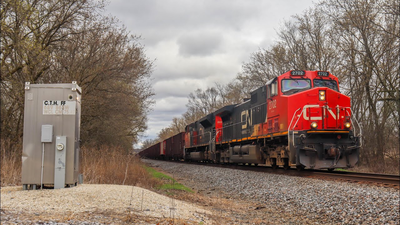 Chasing CN W337 through southern Wisconsin - YouTube