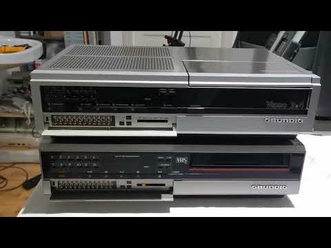 VHS Grundig VS180 im Vergleich zu Video 2000 2x4 1600