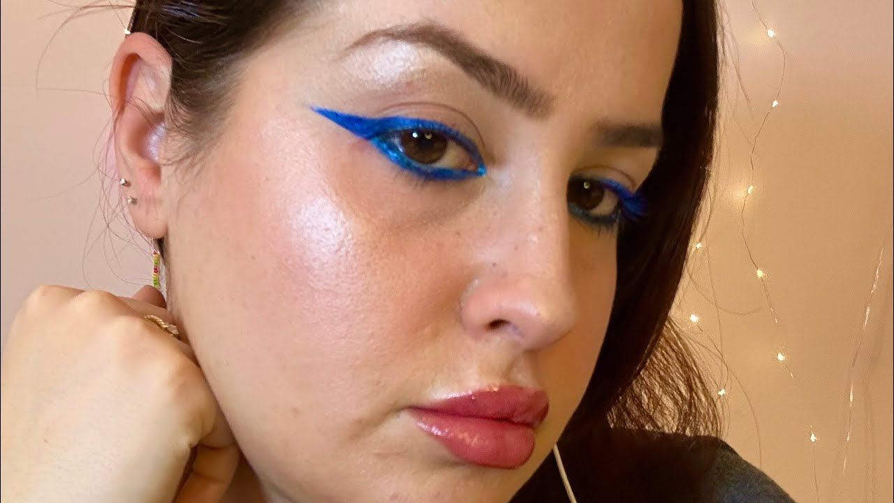 Electric Blue Makeup! - YouTube