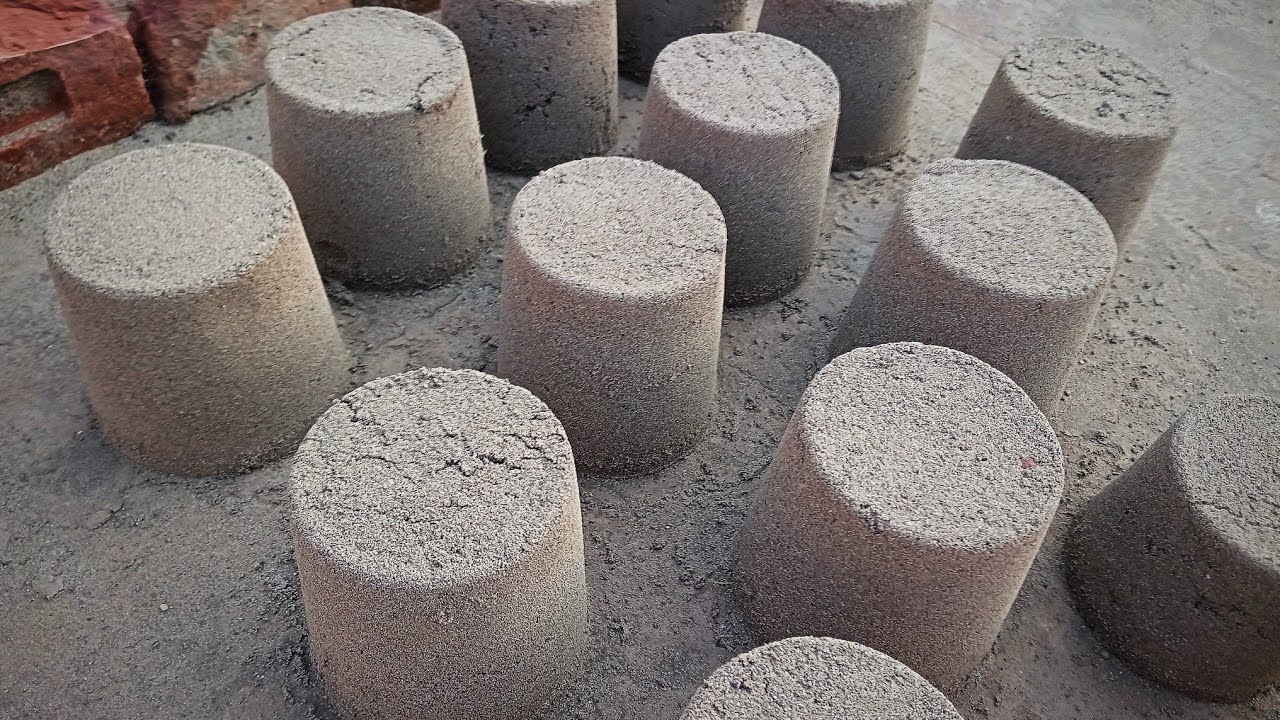 New video of soft fine pure sand ⏳ small buckets 🤩 crumbling in water ...