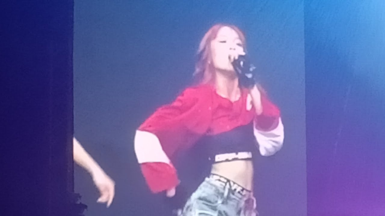 Ac Bonifacio dancing live performance - YouTube