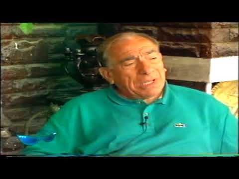 Alparslan Türkeş - Hülya Uğur - Özel Röportaj - 1994 (Mavi Gözlük - Arşiv)