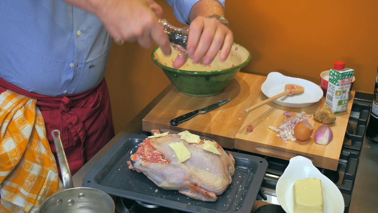 le fameux poulet de Racan du Marché Des Chefs cuisiné par Gérald ...