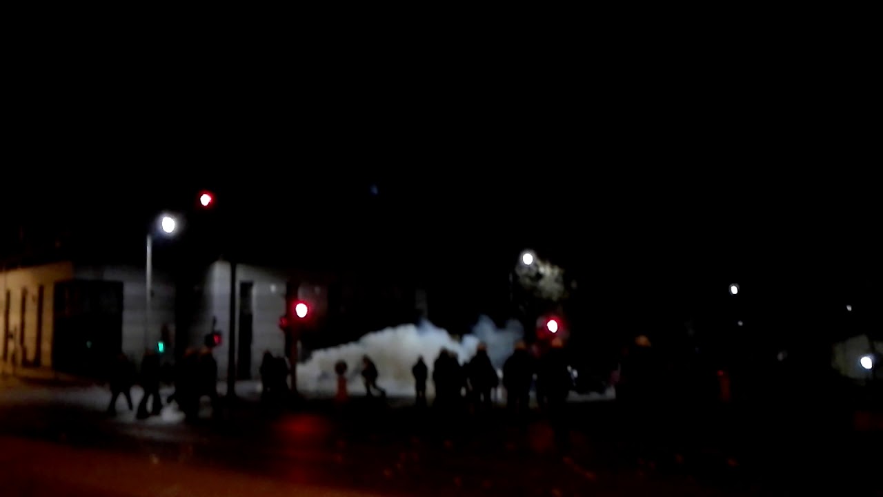 Reportplus.gr: Επεισόδια με αντιεξουσιαστές στη Θεσσαλονίκη - YouTube