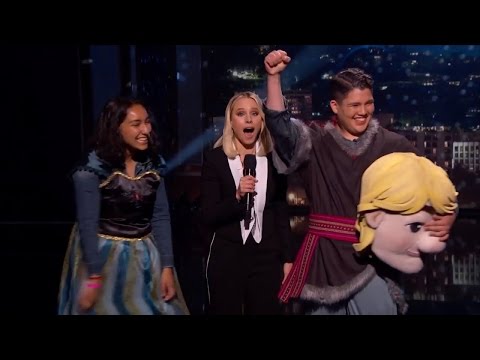 Kristen Bell Helps Teen Surprise Crush With 'Frozen'-Themed Promposal