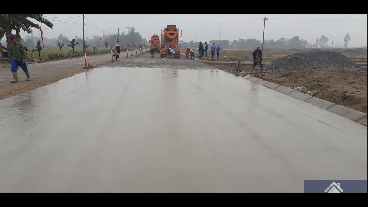 The process of concreting roads with new technology - YouTube