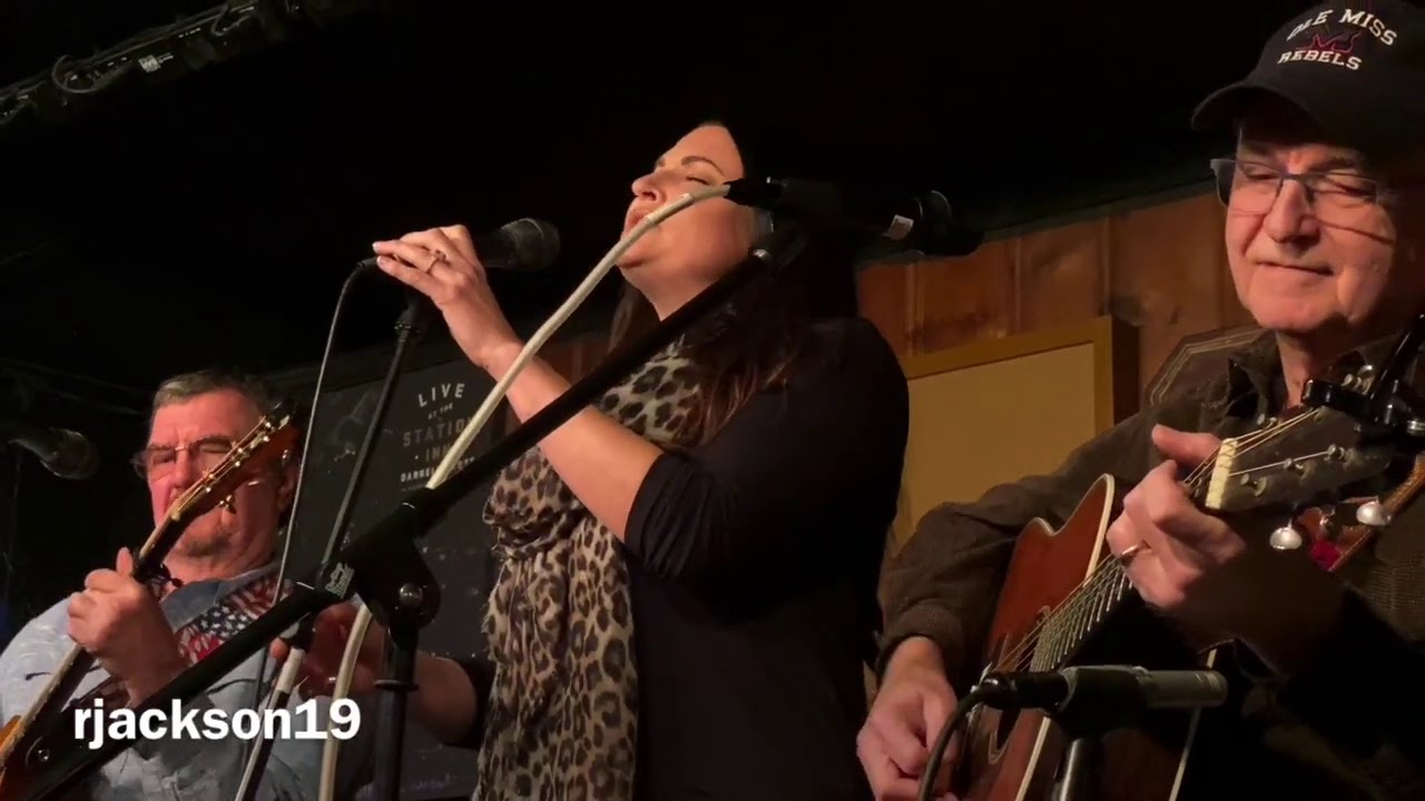 Carl Jackson Welcomes Emily Cousins Covering "Help Me Make It Through ...