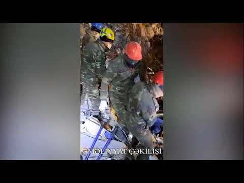 FHN-in xilasediciləri tərəfindən 51 nəfər dağıntılar altından sağ çıxarılıb (video, foto)