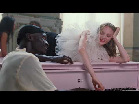 IRRESISTIBLE - Eau de Parfum - Official TV Spot