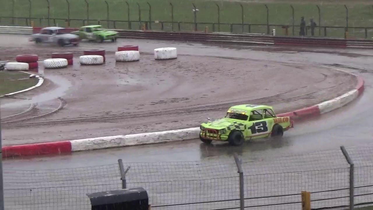 Day 2 of the 2018 racing expo at the Arena Essex Raceway 004 - YouTube