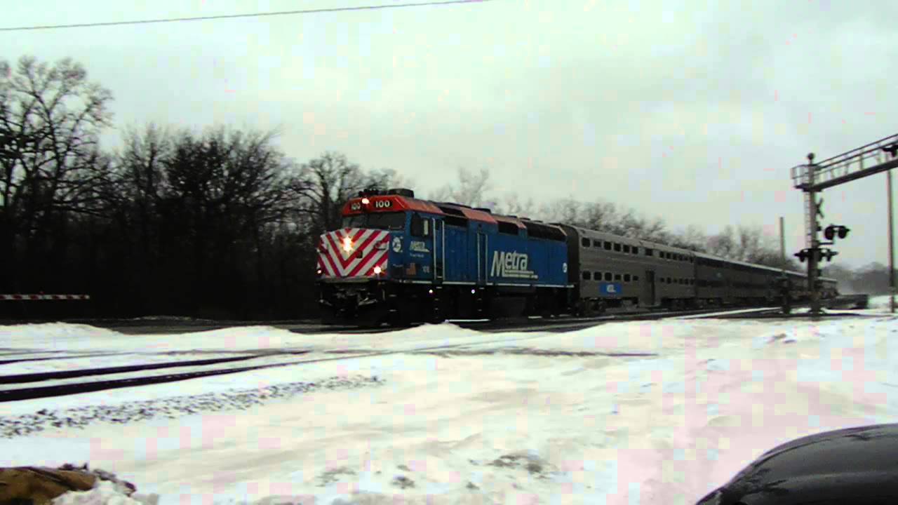 Metra 100 Leads An Outbound At River Road - YouTube