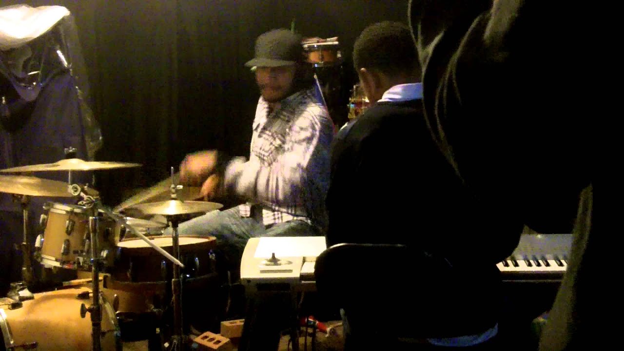 Gospel Chops: Flood the Drummer w/ band plays Drum Solo ft. TRX Cymbals ...