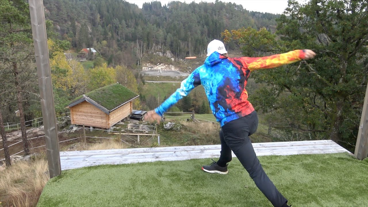 Building the best disc golf course in the world part 91 - YouTube