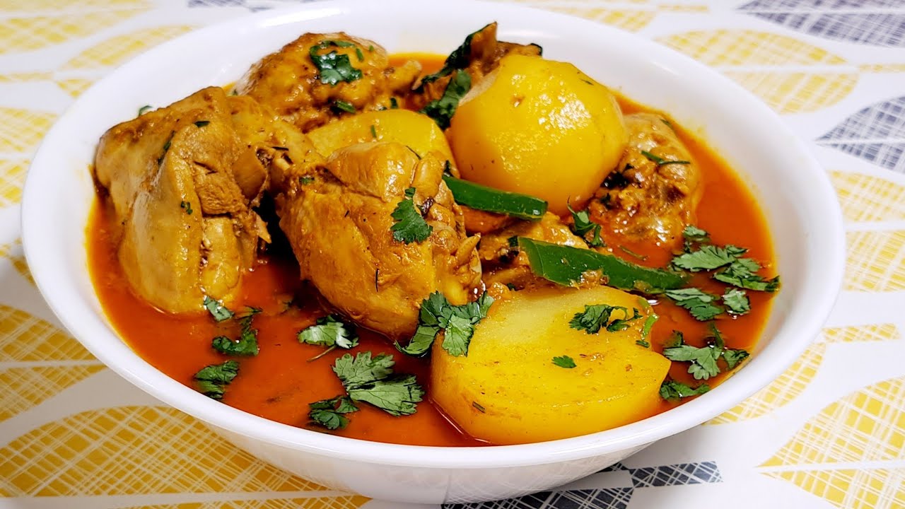 Easy Chicken Aloo Shorba Recipe | Traditional Chicken Aloo Curry | Degi ...