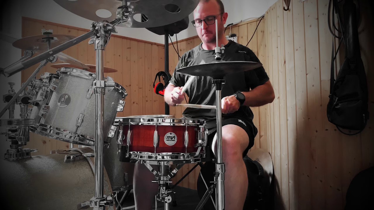 Luca Castelli - Groove & fill - YouTube