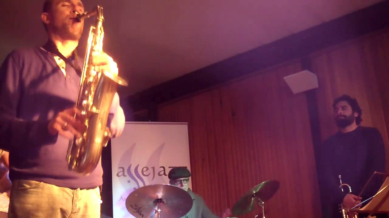 'Fletcher's Walk' - Mike Fletcher Trio + Julian Sanchez. Live in ...