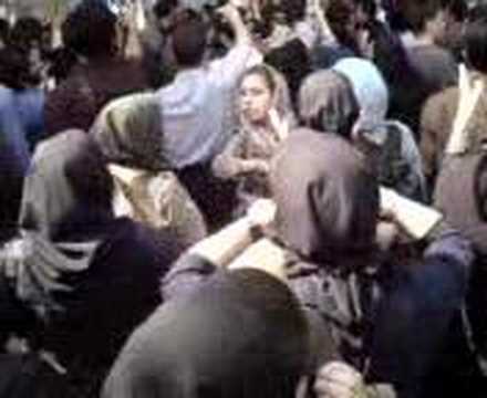 eteraz be ahmadinejad dar daneshgah tehran-16 mehr 86-part 4 - YouTube