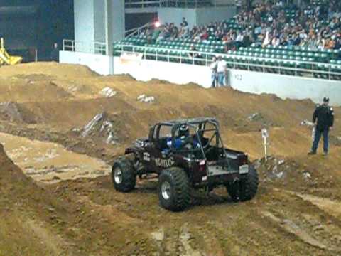 Jeep Mud Bog Drag Racing - YouTube